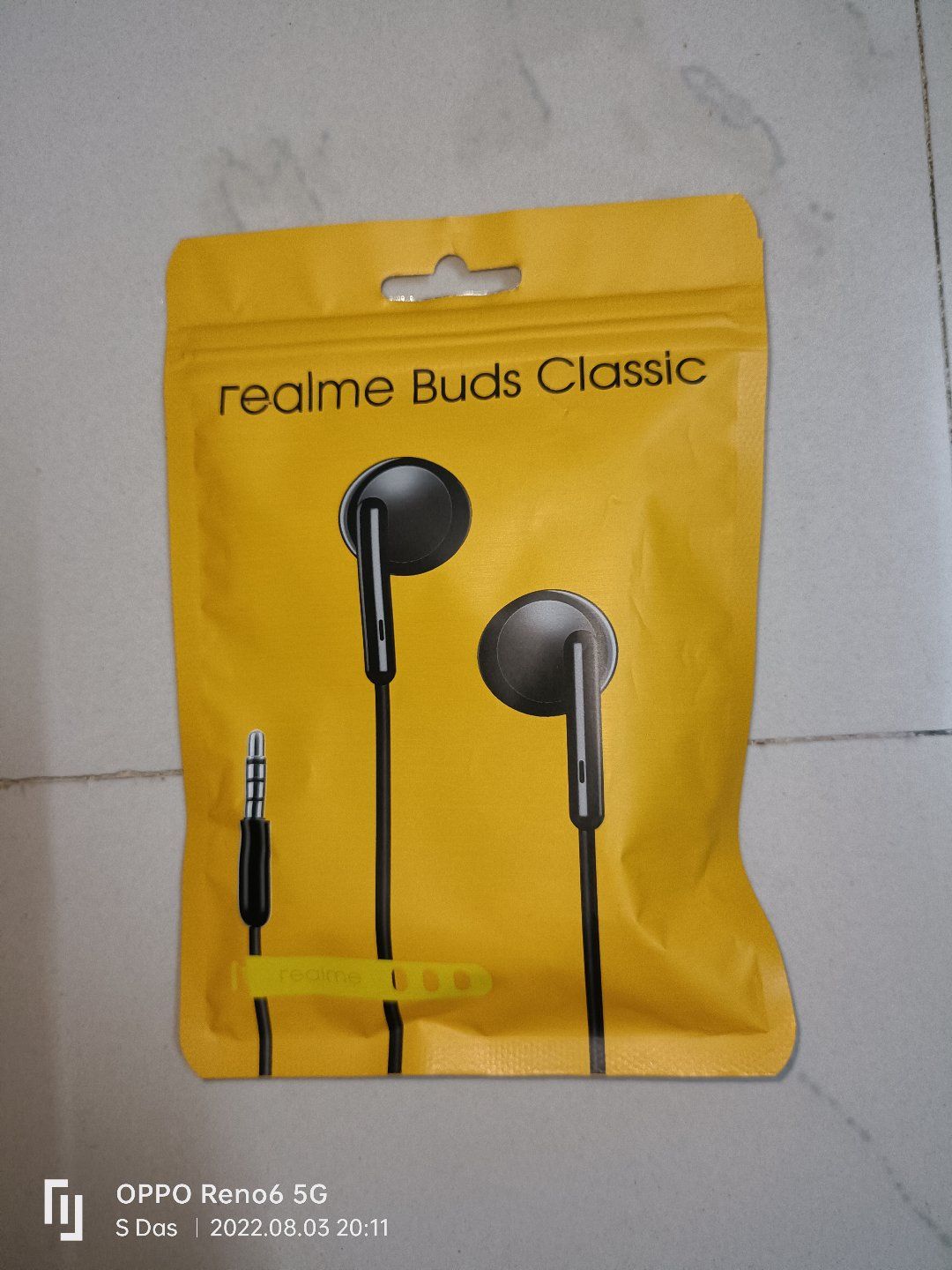 Realme classic buds store