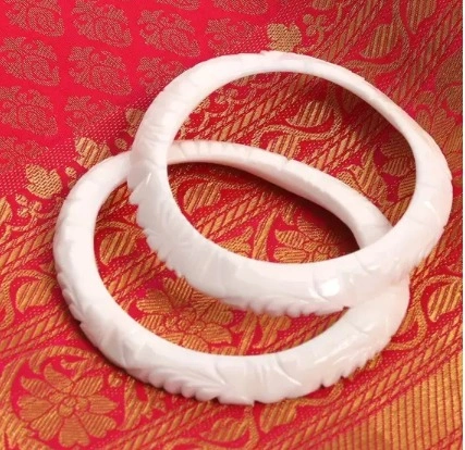 Shell Shakha bangle