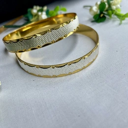 Pahul Gold Bangles