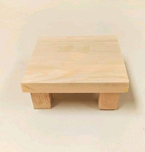 Pinewood Chowki - Square Legs