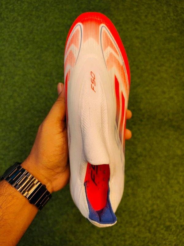 F50 White And Pink Colour Without Less