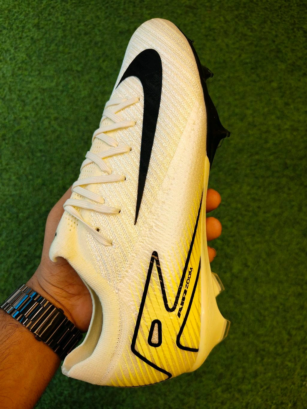 Airzoom Vapor 16 Next-gen Cream Colour Low Ankle