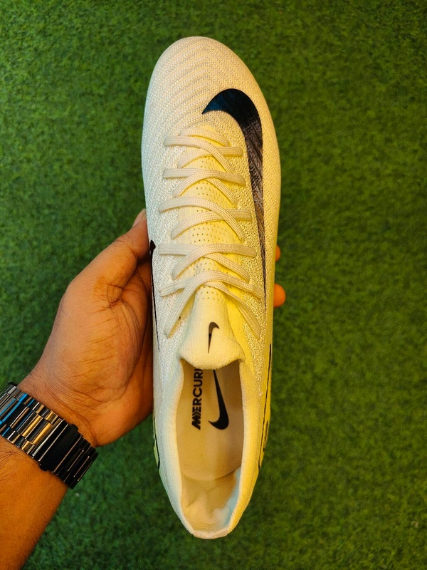 Airzoom Vapor 16 Next-gen Cream Colour Low Ankle