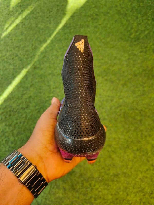 Predator Freak High-Top Without Lace Purple Colour