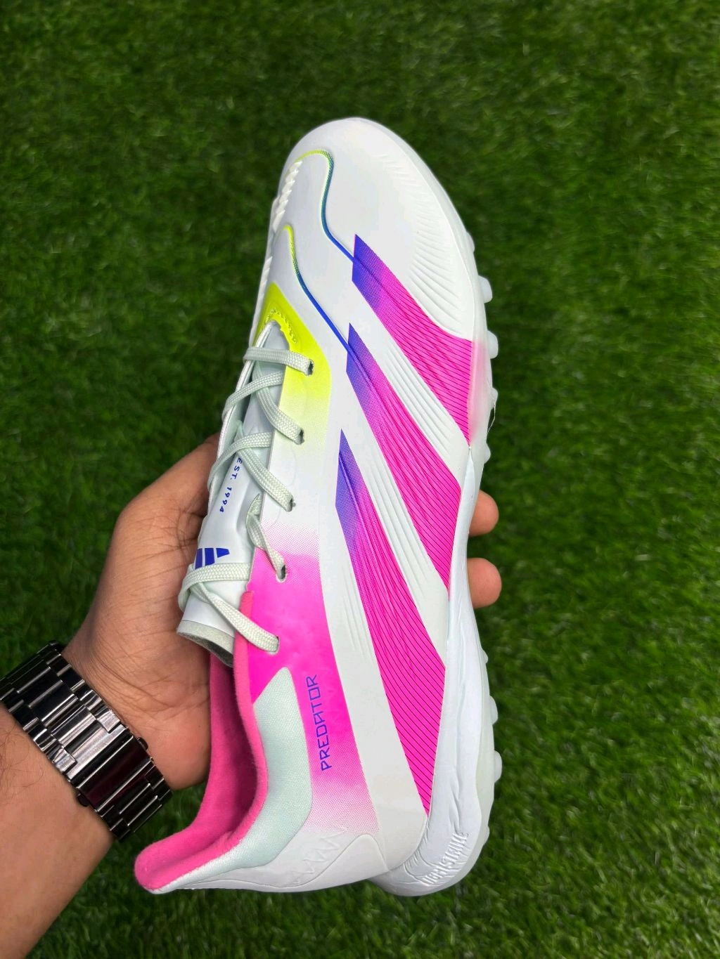 Predator Elite Pink Colour Astro/ Turf With Lace