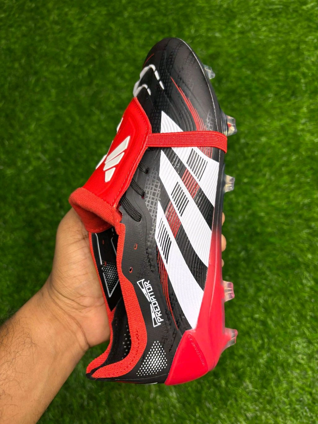 Predator Foldover Elite Black And Red Colour With Lace
