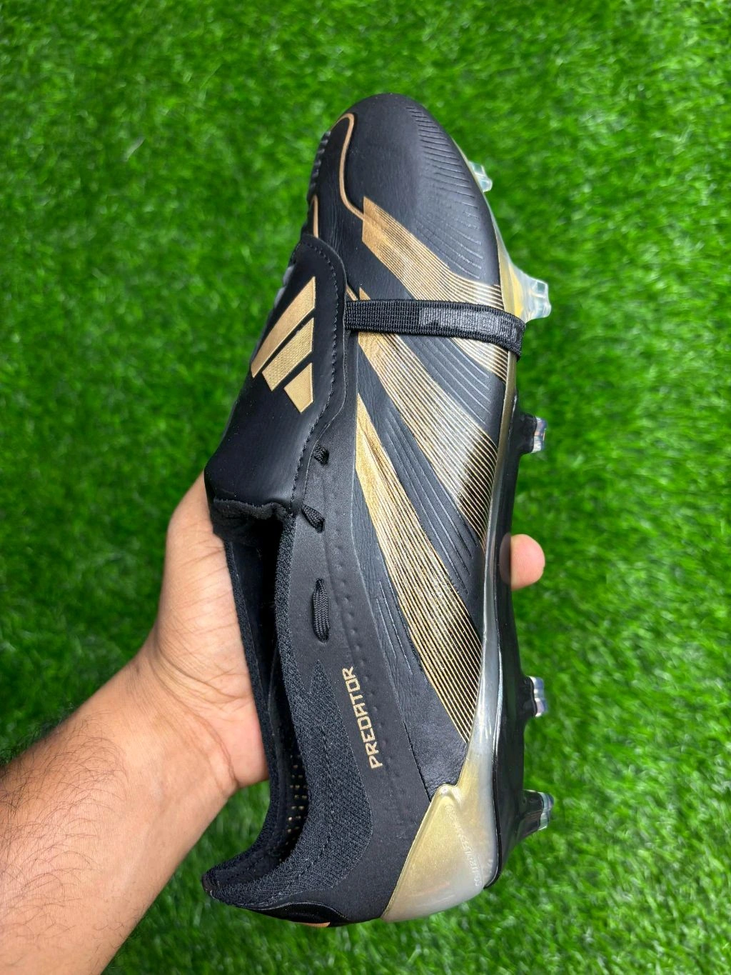 Predator Foldover Elite Black And Gold Colour With Lace