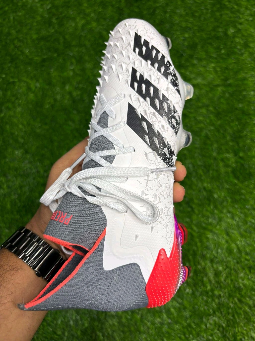 Predator Freak White High Top With Lace FG