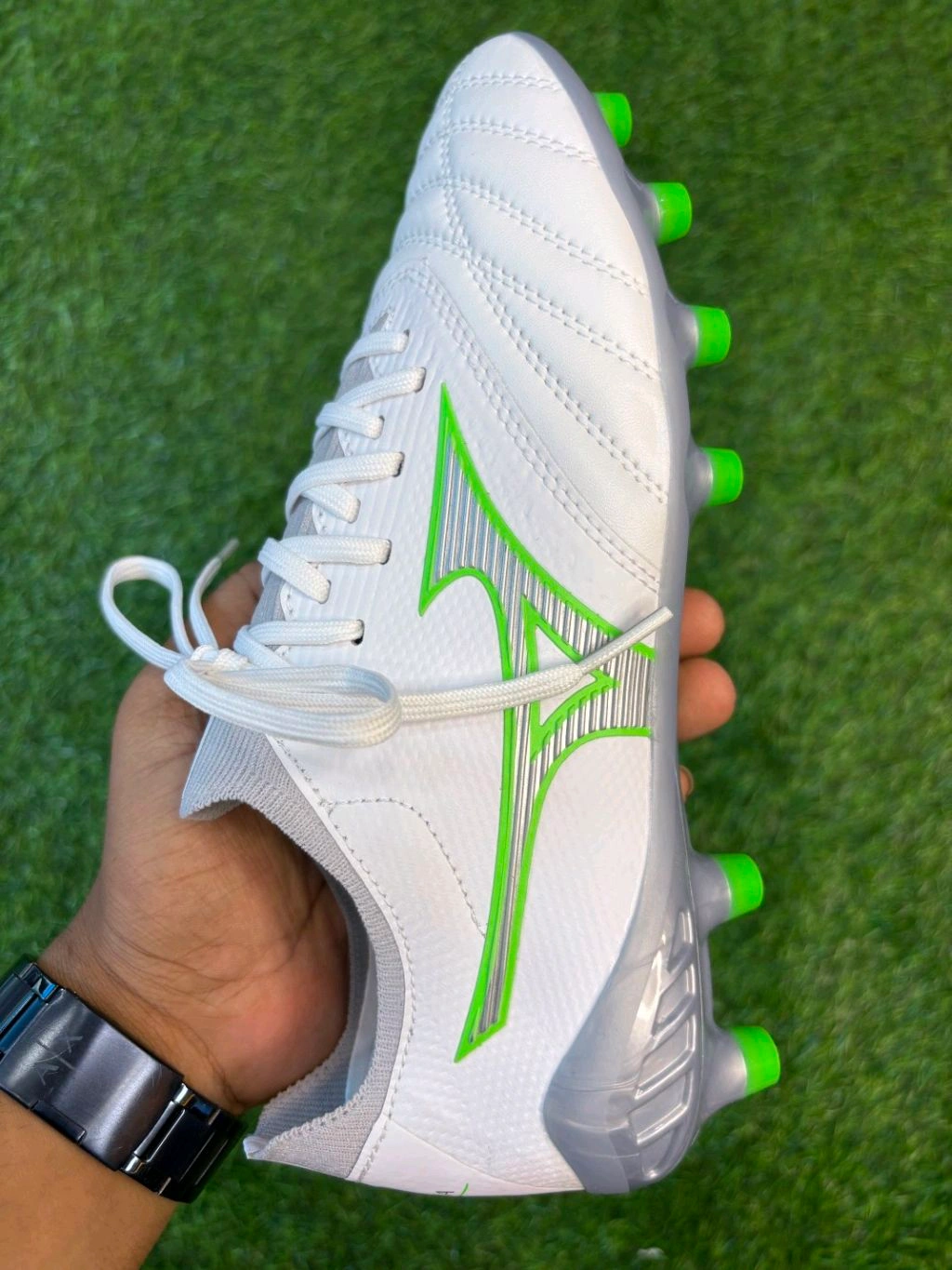 Mizuno Neo 3 White And Green Low-top FG With Lace