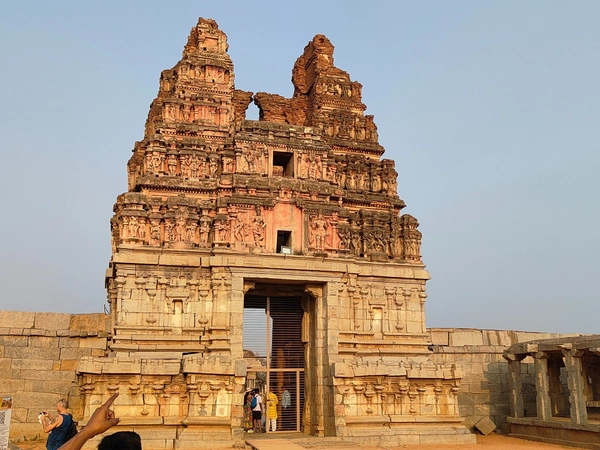 Hampi & Hippie Island